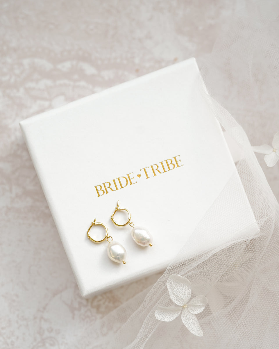 Charlotte Baroque Pearl Earrings| Bridesmaid Pearl Earrings – Bride Tribes